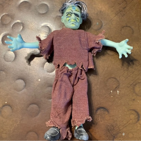 powco | Toys | Graveyard Gang Freddie Funk Michael Jackson Thriller ...